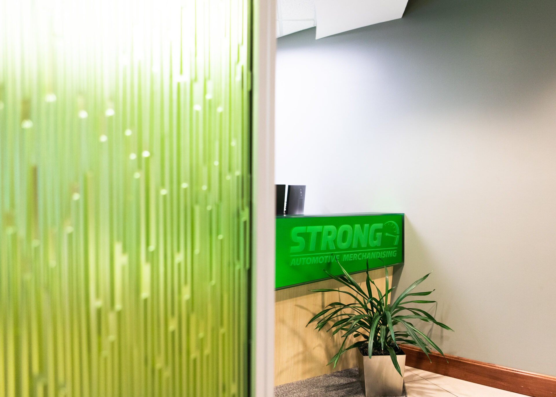 Home - Strong Automotive